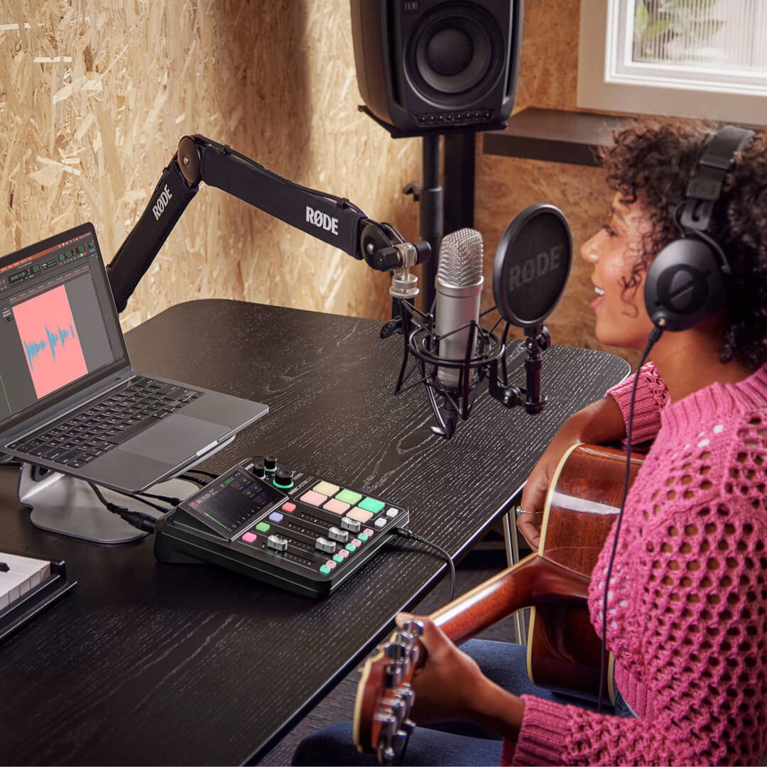 RODE Caster Duo พอดแคสต์ มิกเซอร์ สำหรับพอดคาสต์